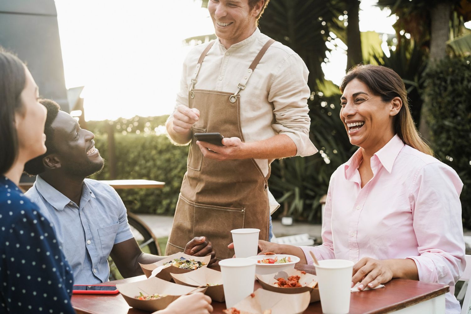 Ordering at a Restaurant: How to Choose the Best Dishes | Promova Blog